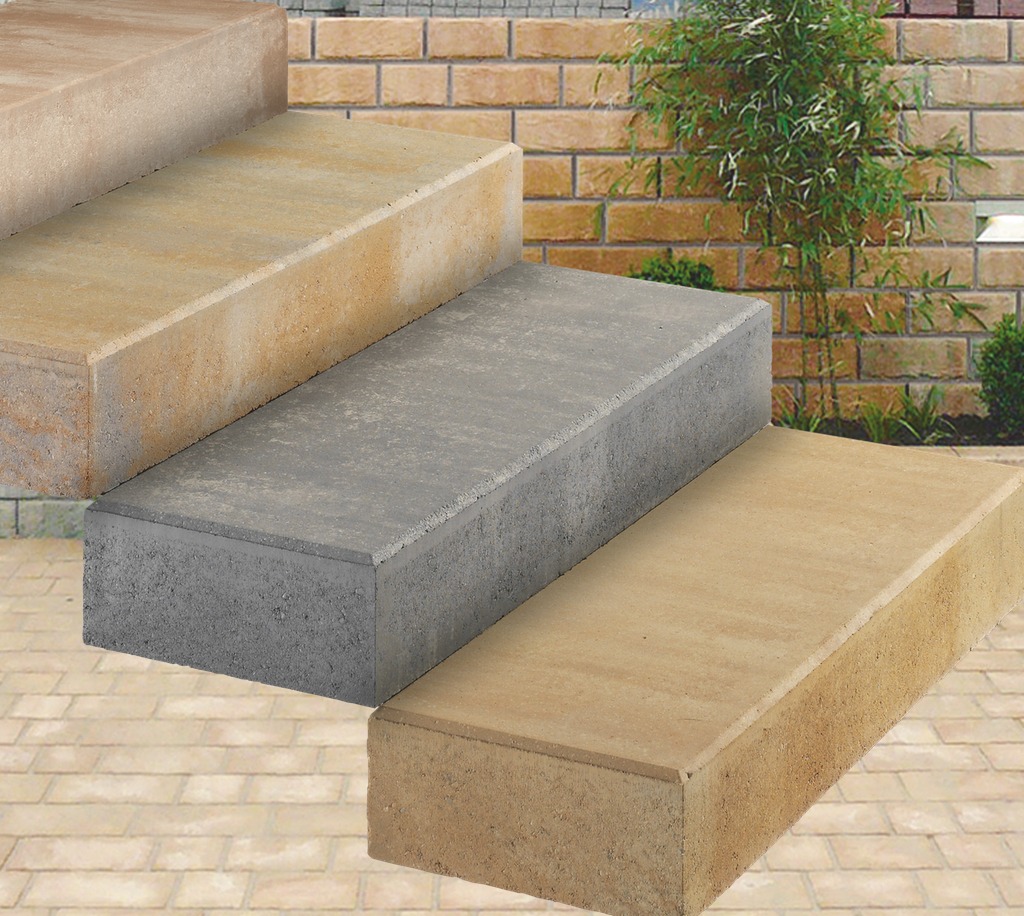 Blockstufen Beton Mase